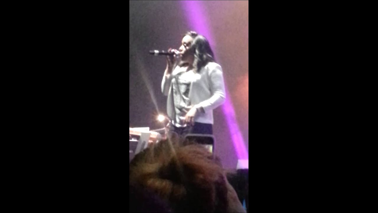 KIM MON AMI - 20ans section zouk - YouTube