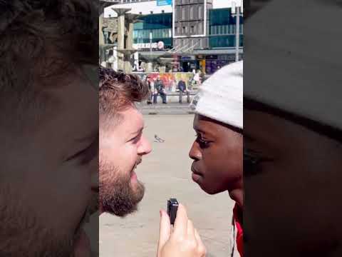 Wer zuerst lacht verliert 😂😅 #lachen #verlieren #lustig #shorts