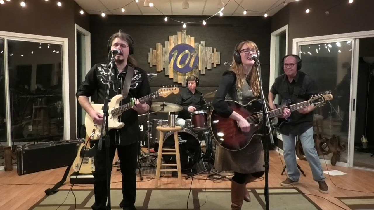 Angela Easterling & The Beguilers "Lay My Head" Live from Studio 101 ...