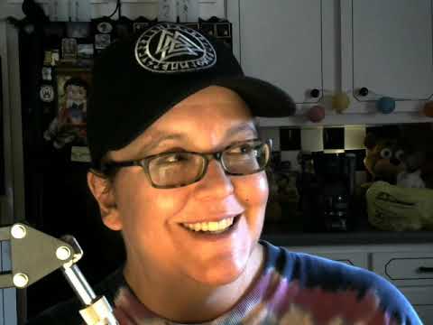 Protective Alpha Wolf - YouTube