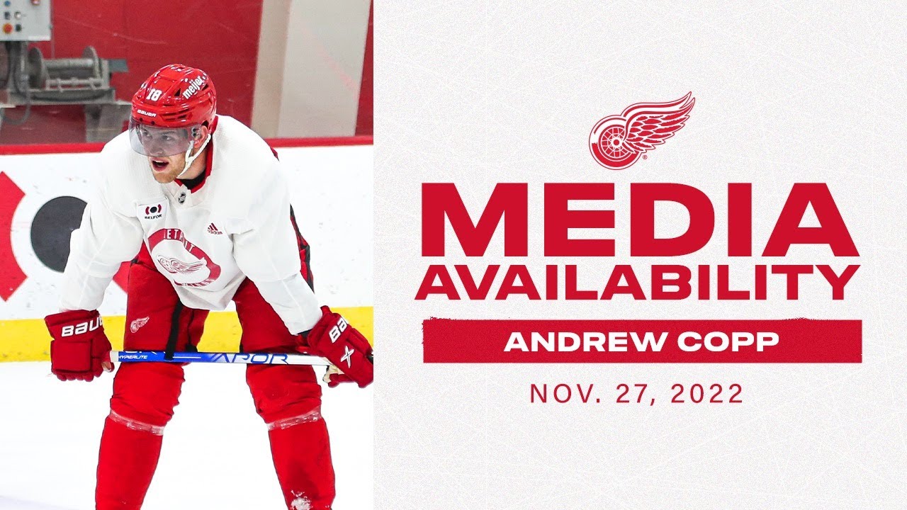 Andrew Copp talks Michigan Football, his offensive roll & more - YouTube