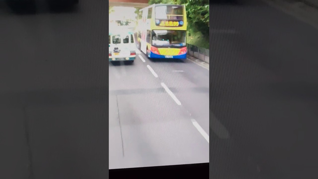 CTB 8101@99 經香港真光書院 - YouTube