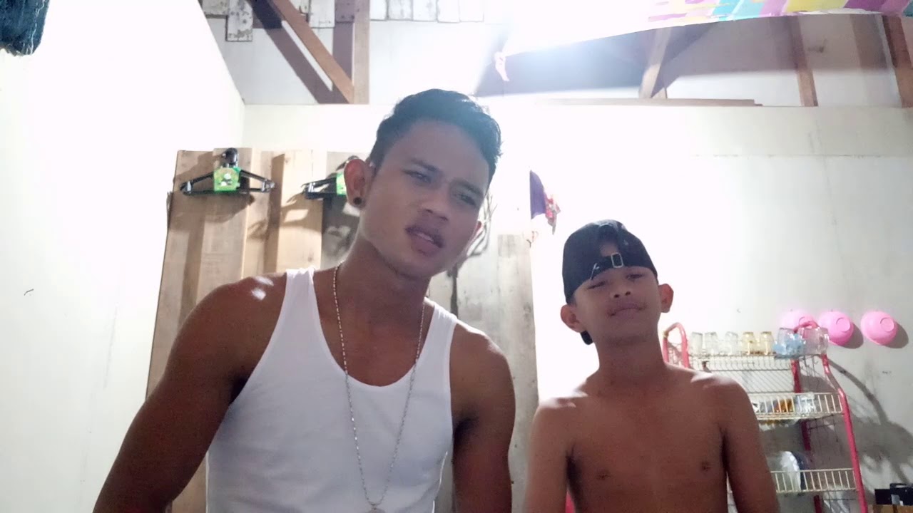 Bergek palsu cinta terbagi tiga adik vs kaka - YouTube