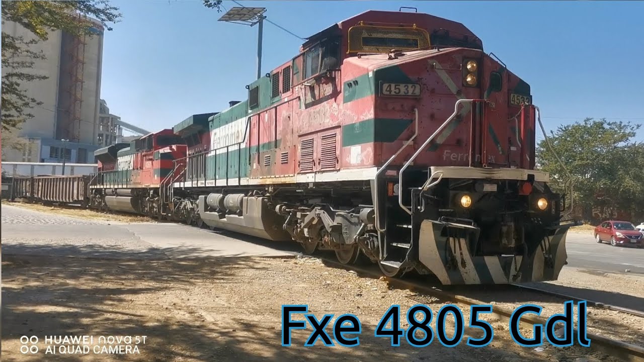 Fxe 4532-4061 Dpu 4120-PRL 7210 Fierrero Alzada-Monterrey Con La Tripulación Saludando - YouTube