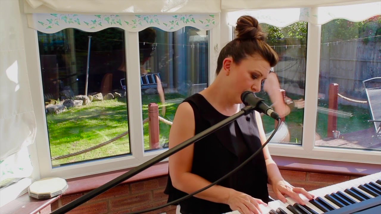 Lisa Stanley - Whenever You Come Around (Lockdown Practise Session ...