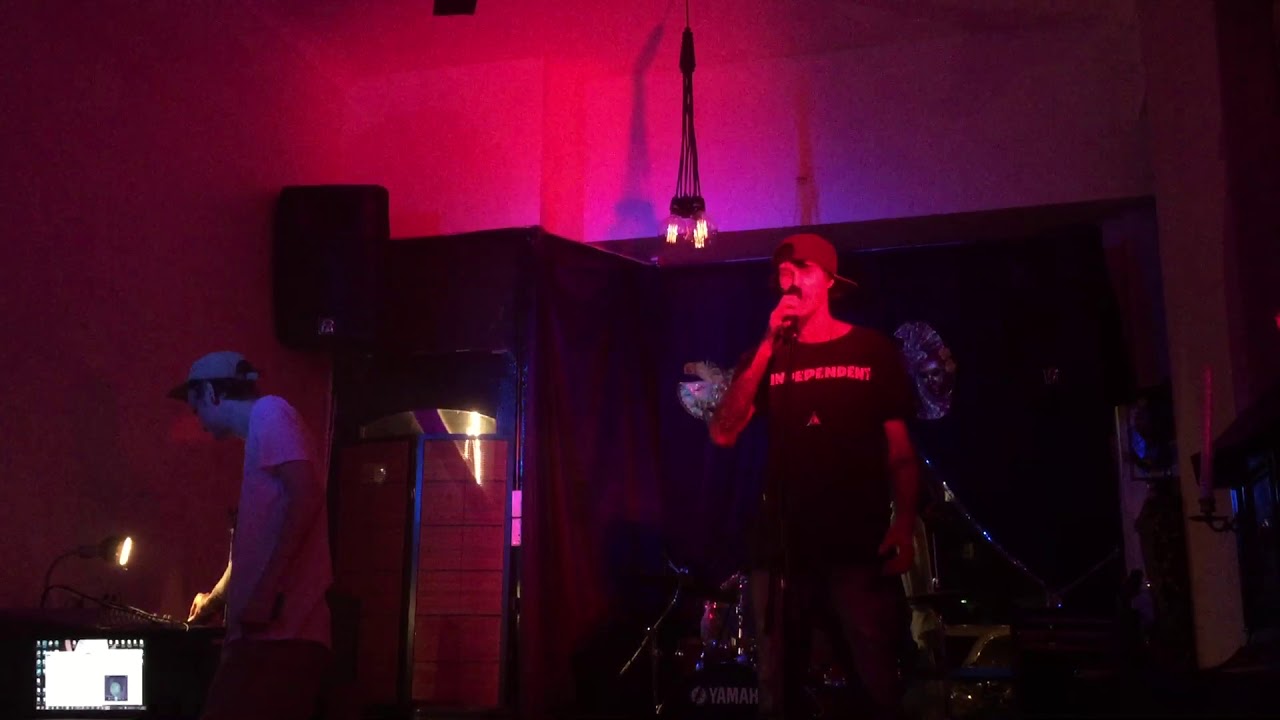 Hype up live @elixir bar cairns - YouTube