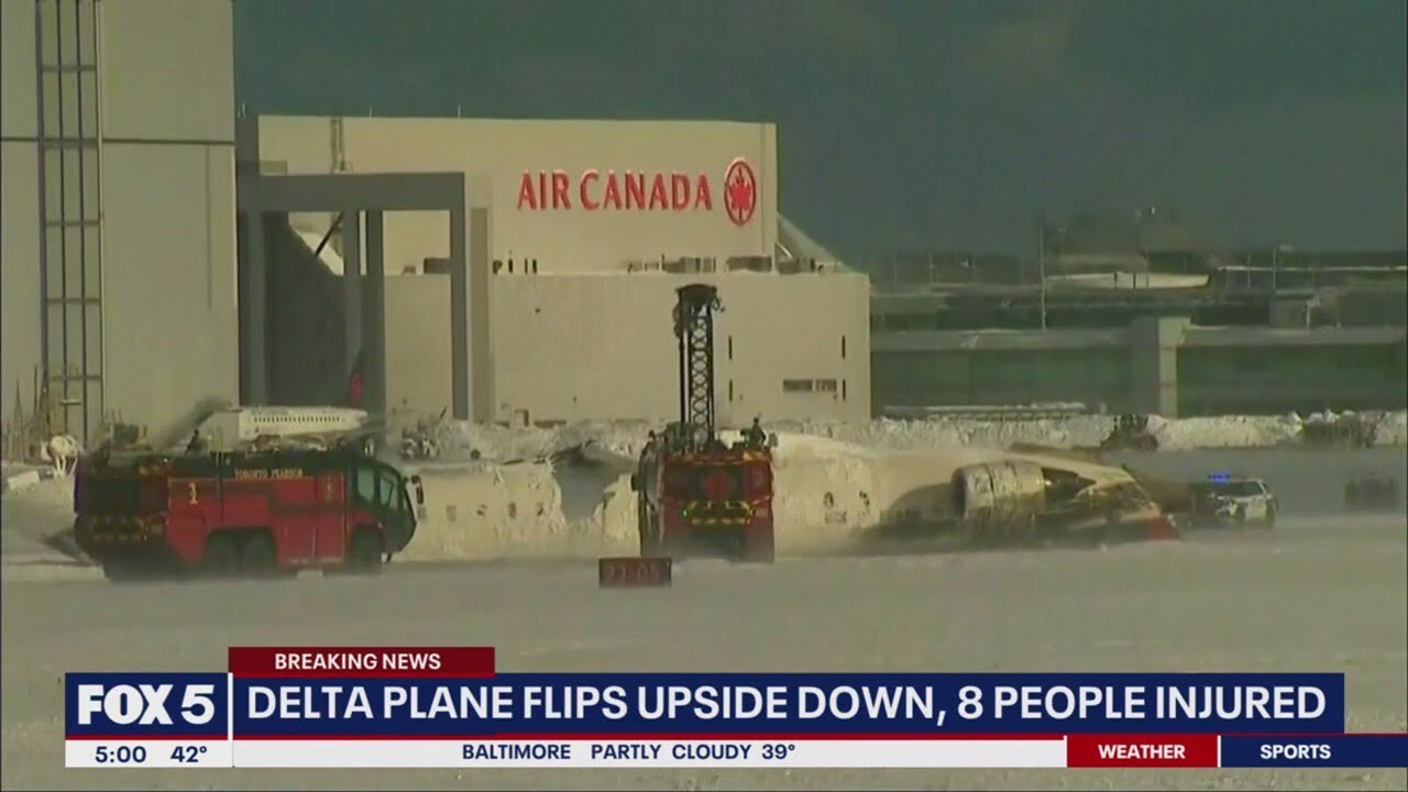Delta plane flips upside down, crashes at Toronto airport - YouTube