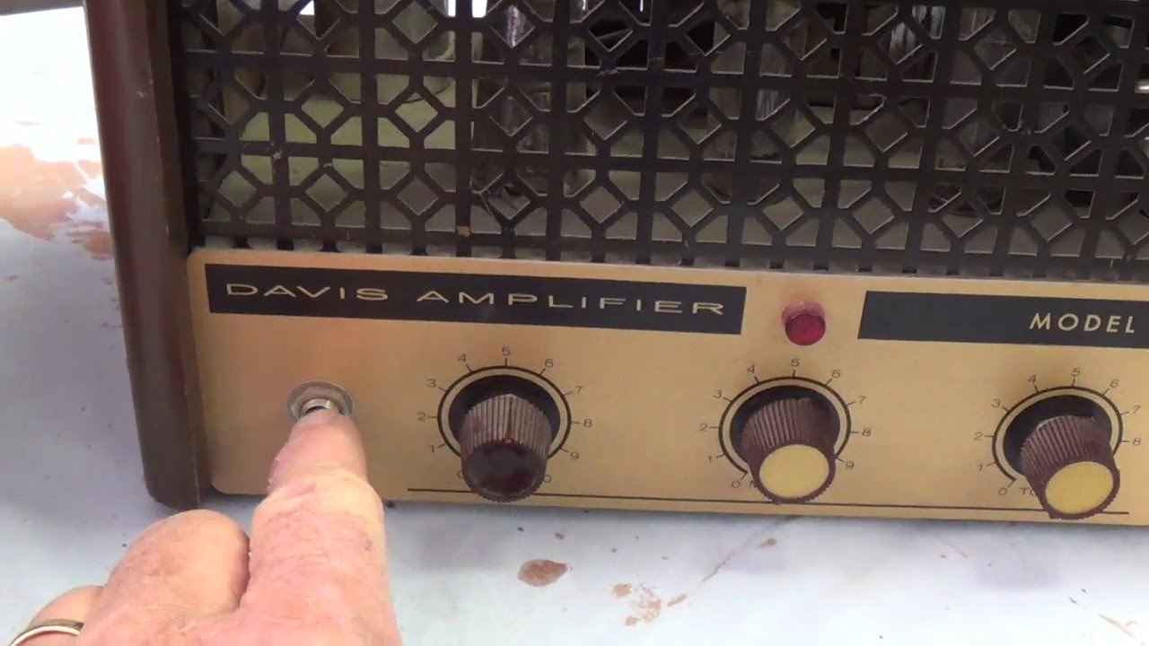 Conversion of a J.W. Davis P.A. Amp into a Tube Guitar Amp - YouTube