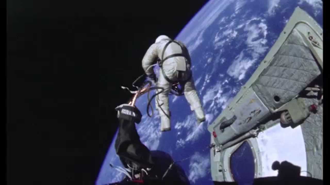 50 Years of Spacewalks on This Week @NASA – June 5, 2015 - YouTube