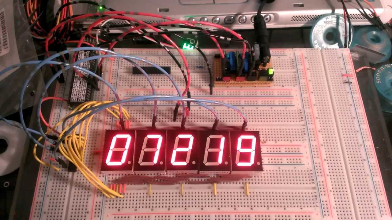 Maxim MAX7219 and Parallax Propeller demo - YouTube