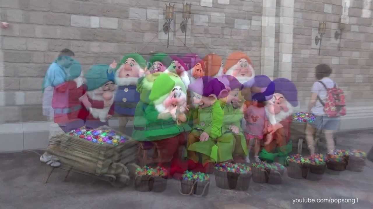 Seven Dwarfs Character Meet and Greet - Magic Kingdom - Walt Disney ...