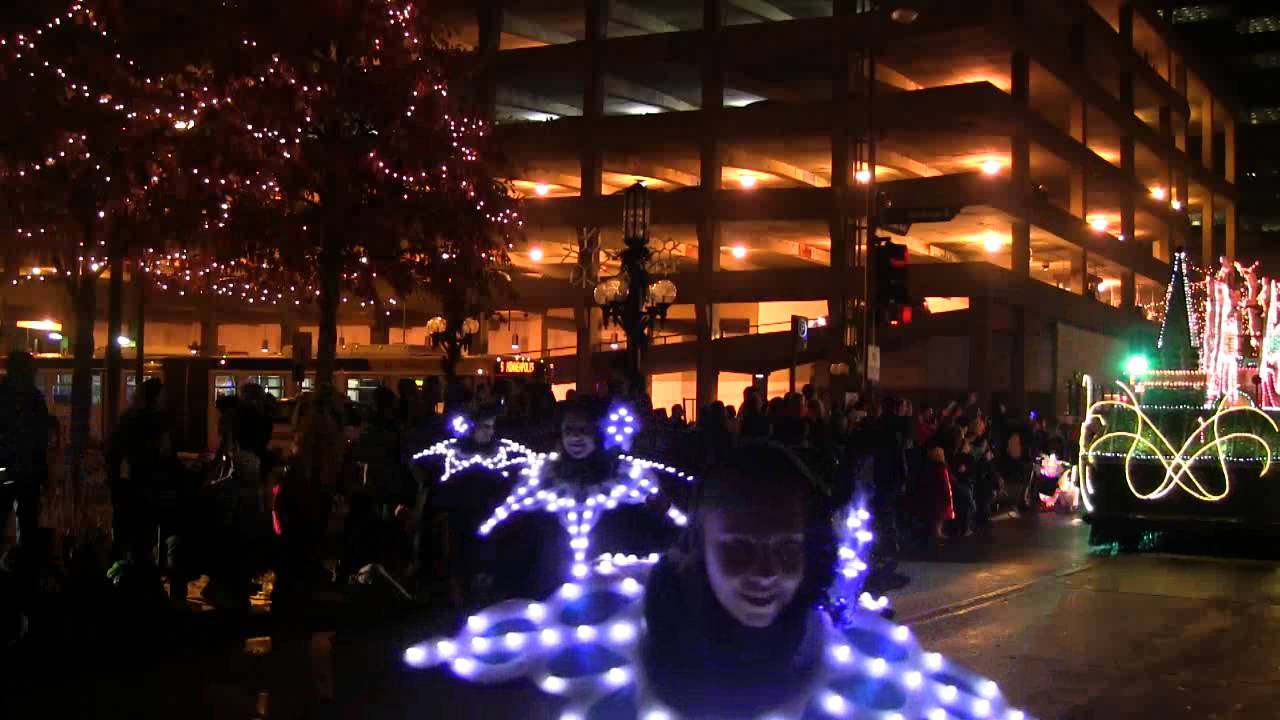 2012 Minneapolis Target Holidazzle Parade Part 12 - YouTube