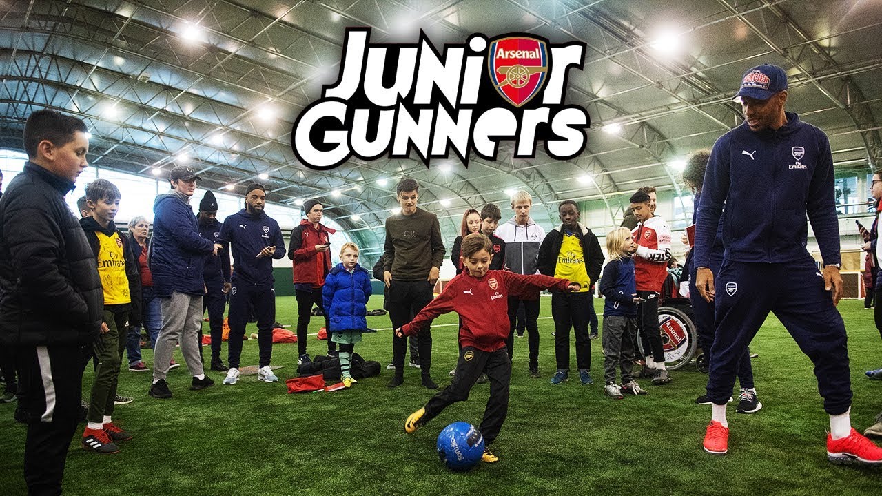 Junior Gunners meet Arsenal players | Target practice, buzz wire ...