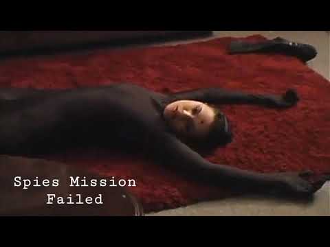 Female Spy Get Tricked And Headshot