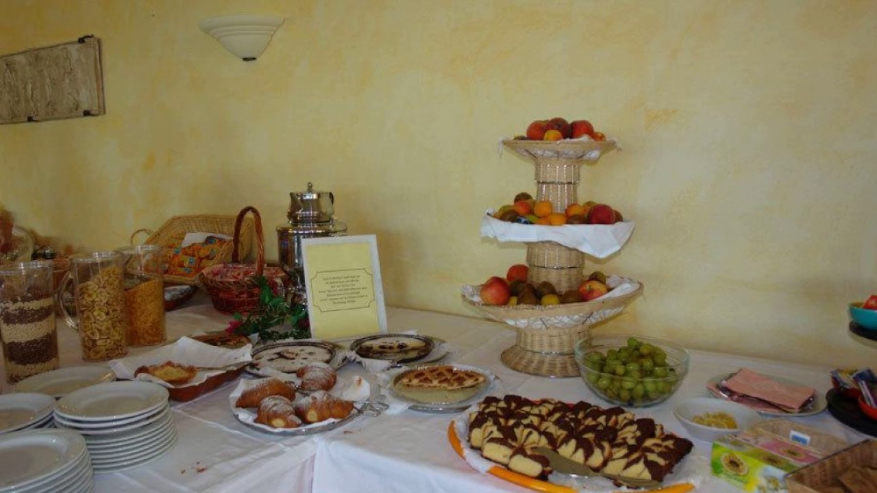 Park Hotel Faver - Hotel in Tremosine, Italy - YouTube