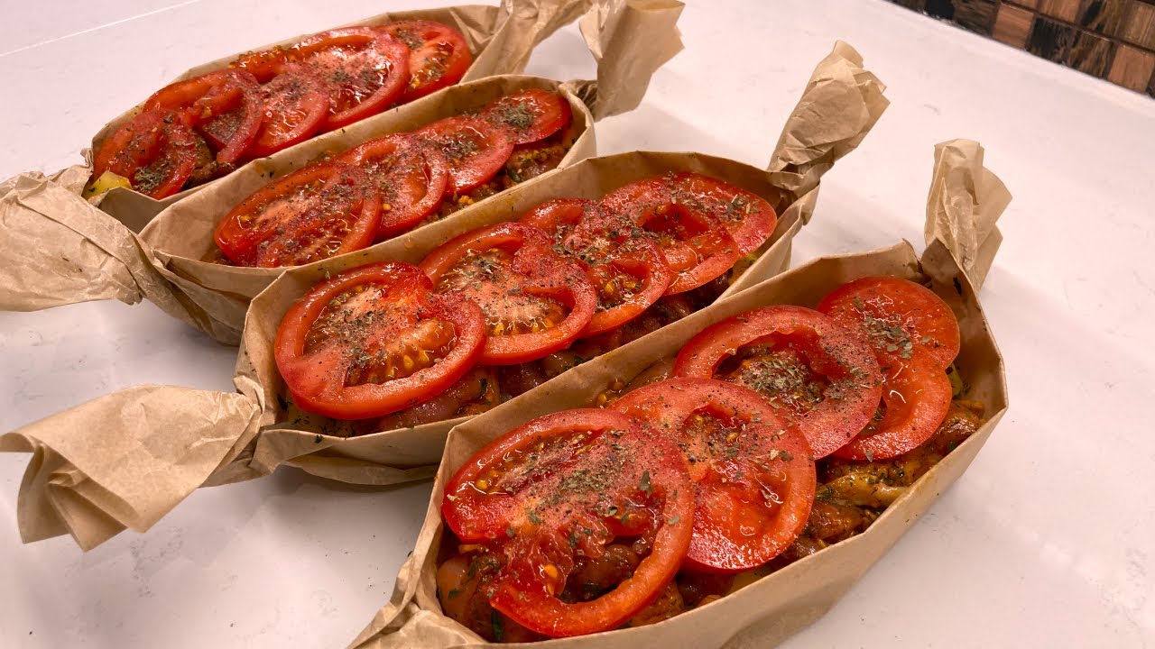 A fantastic idea for dinner: Baked chicken fillet in parchment paper ...