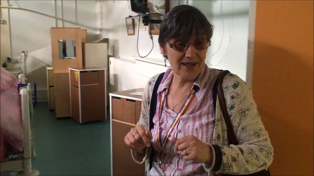 Tour of Fowey Community Hospital - YouTube