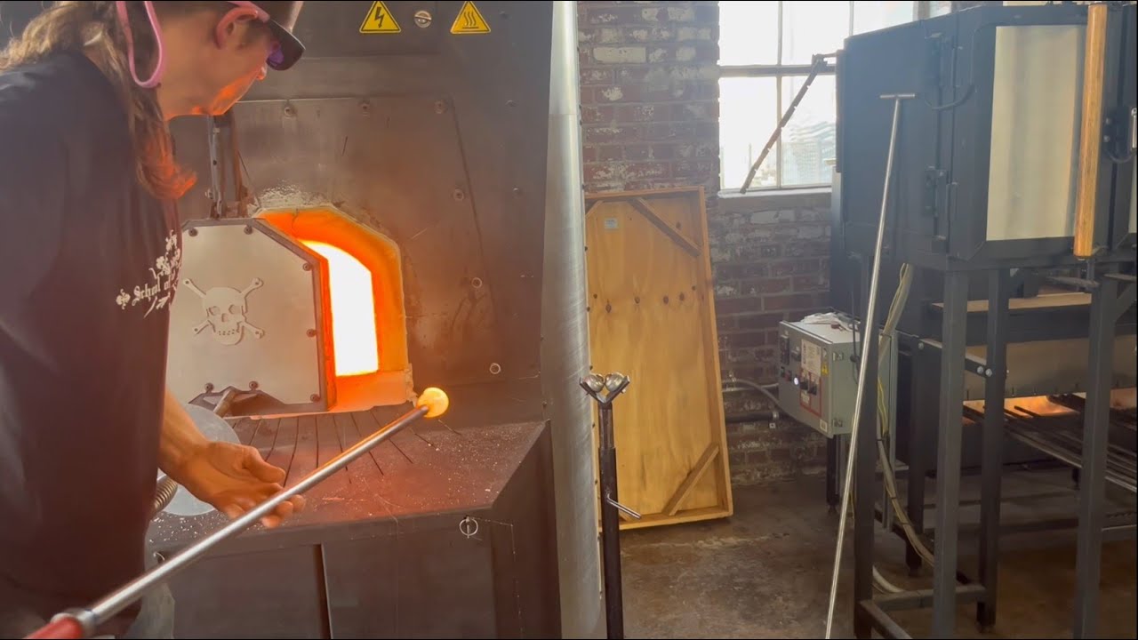 ECU's GlasStation provides 'new language' in art of glass blowing - YouTube