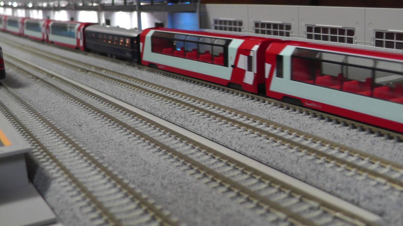 KATO NOCH RhB Ge4/4ii "Glacier Express" / WR3811 "Gourmino" - YouTube