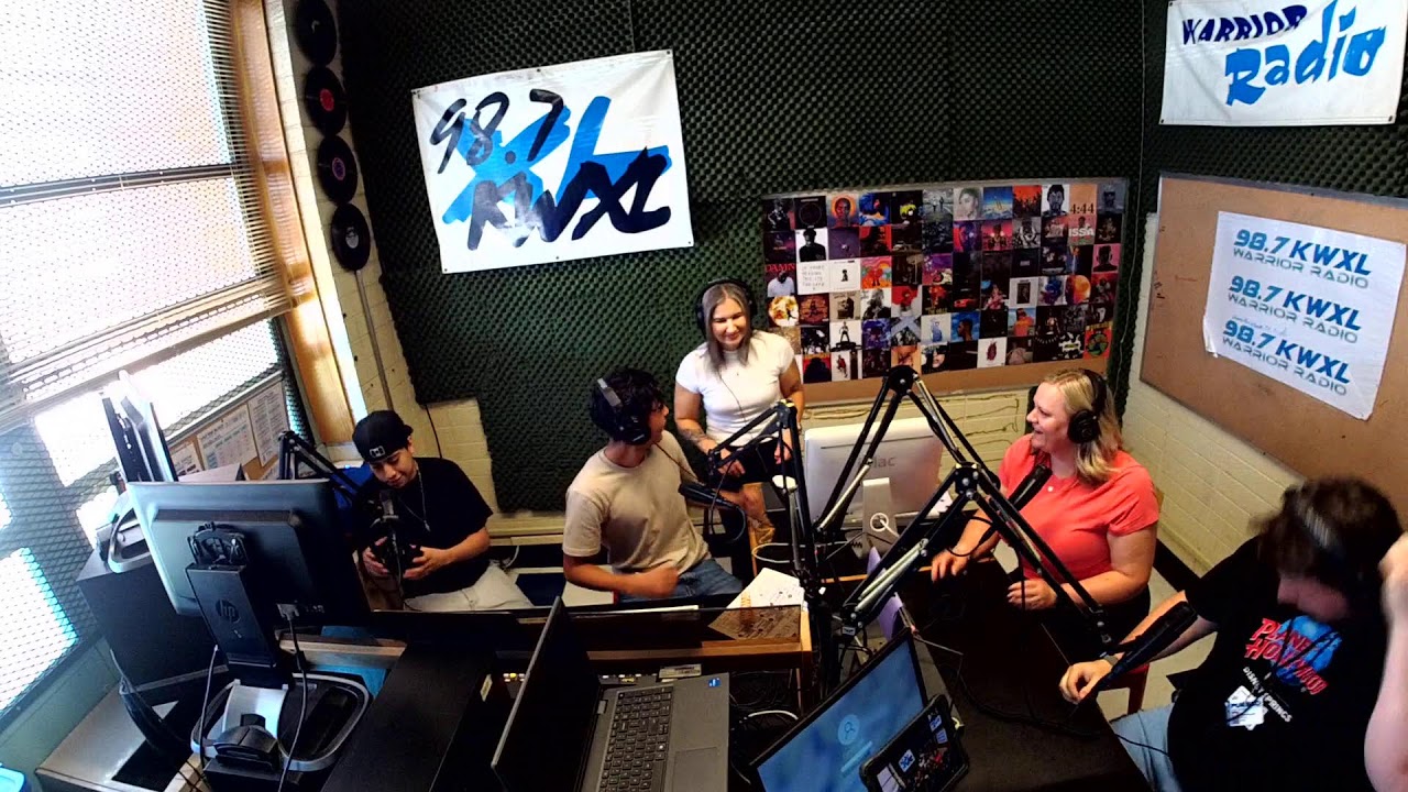 Denzel & Jassiel welcome two of our biggest supporters: Mr. Rush & Ms. Bojorquez 🎶🎵🎤 - YouTube