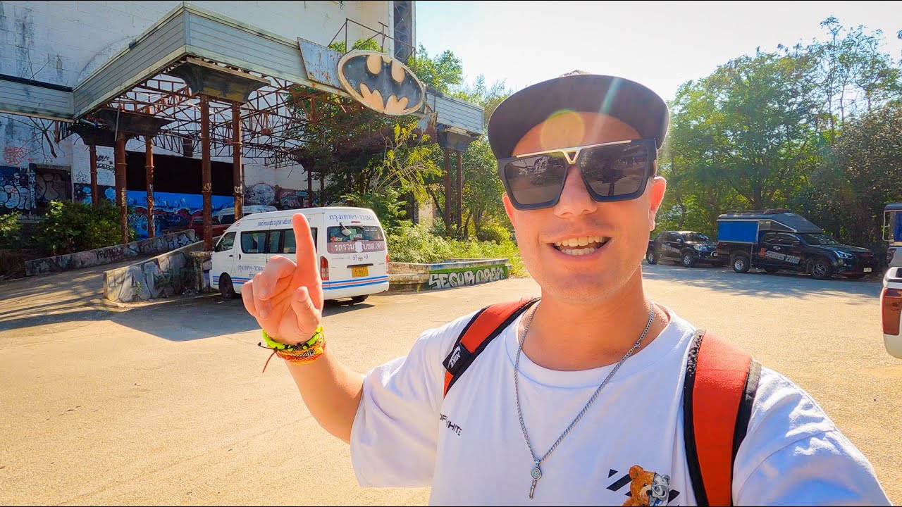 Inside the Abandoned Batman Club in PATTAYA! - YouTube