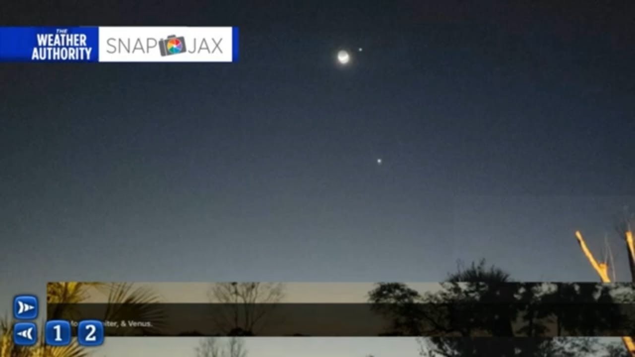 Planetary Conjunction March: What are the 2 bright lights by the moon ...