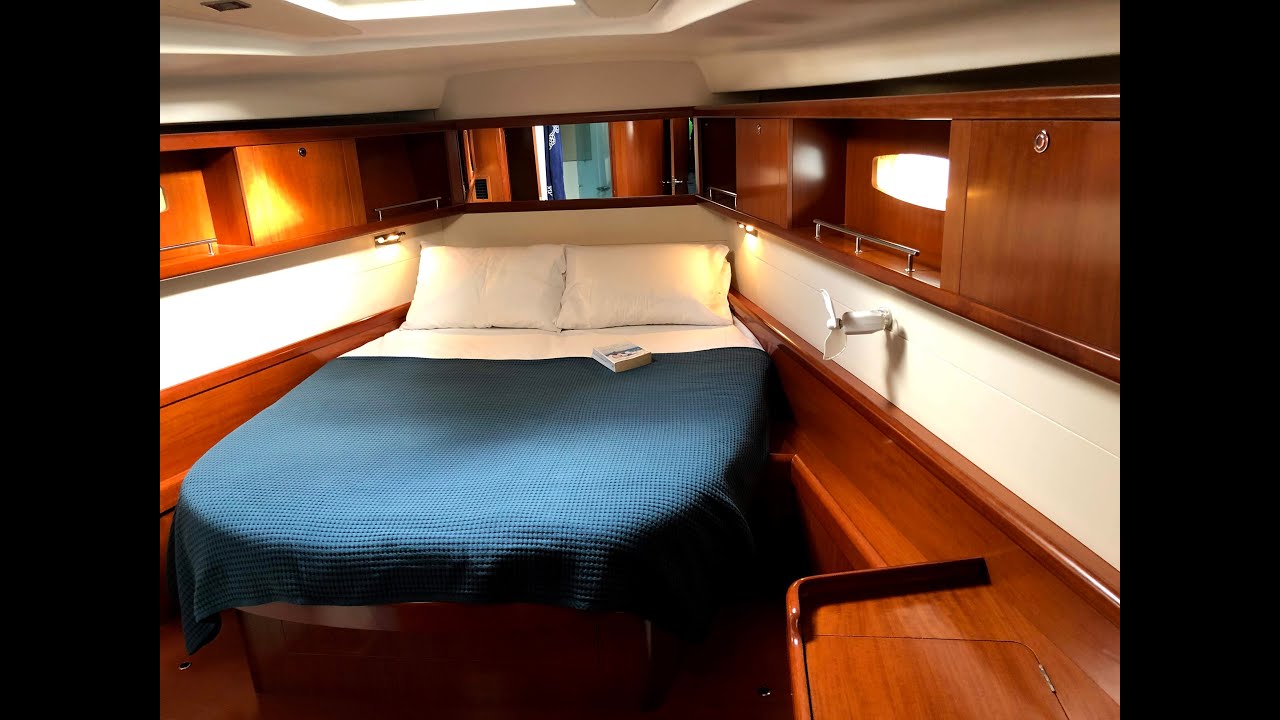 Beneteau Oceanis 50 Interior walkthrough - YouTube