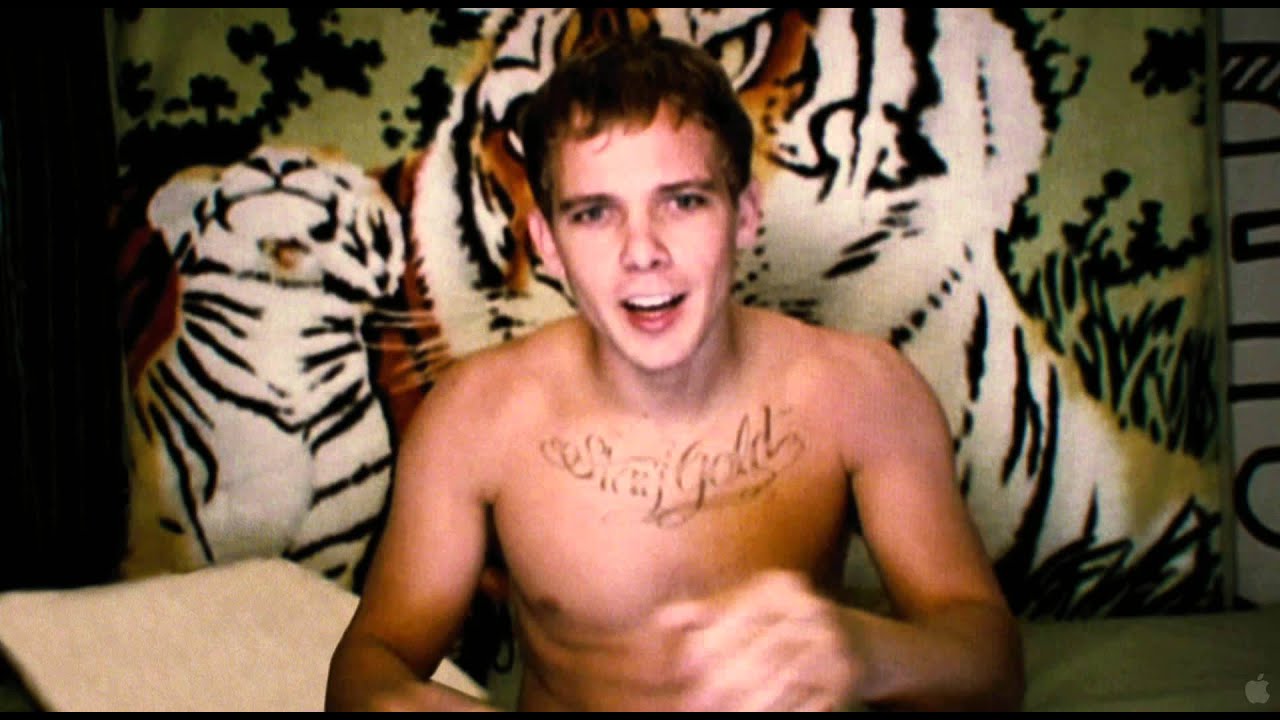 Max Thieriot Disconnect Gif