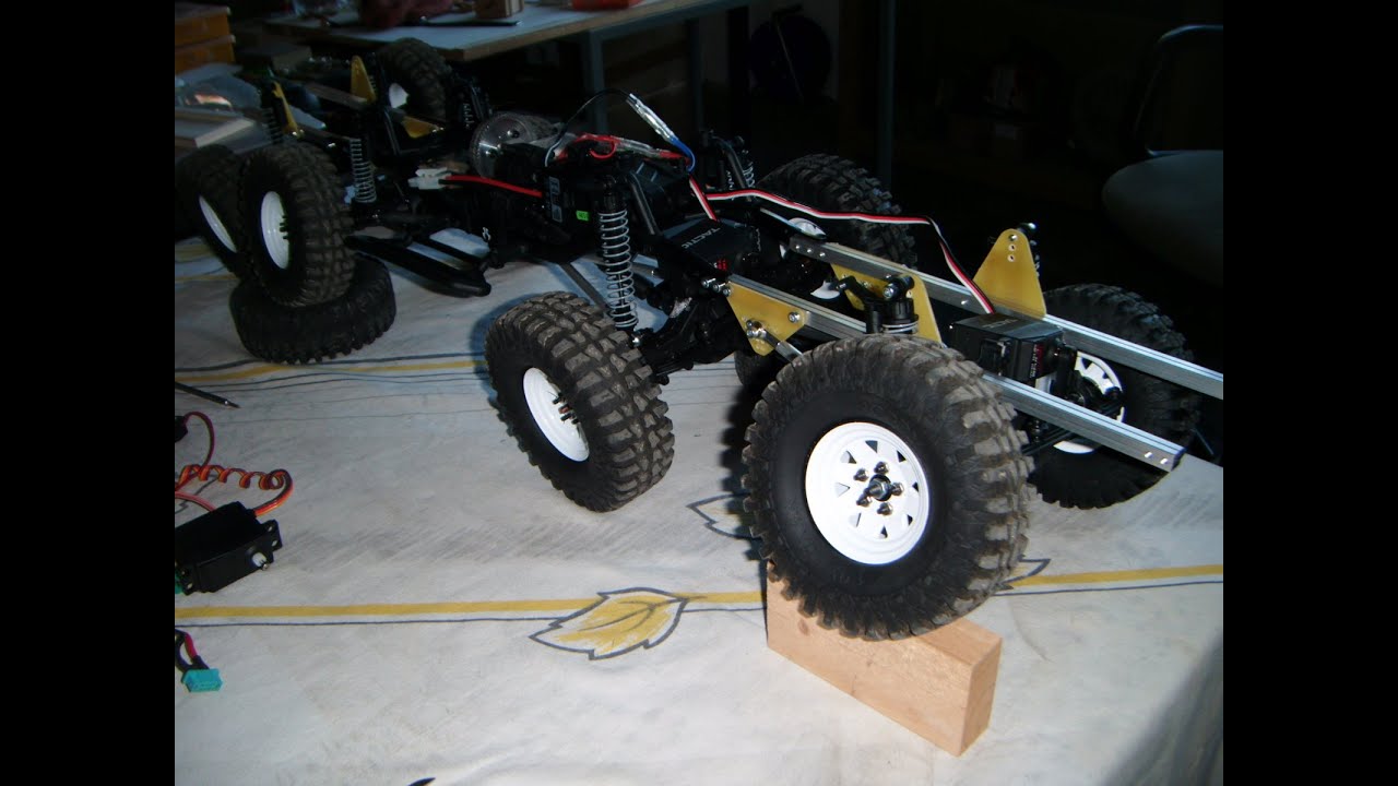 MAN KAT SCX10 8x8 - YouTube