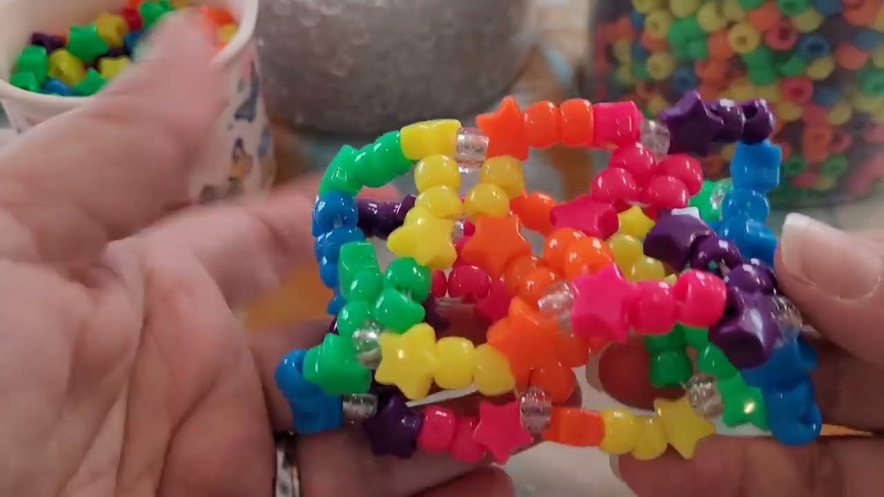 Star kandi cuff tutorial - YouTube
