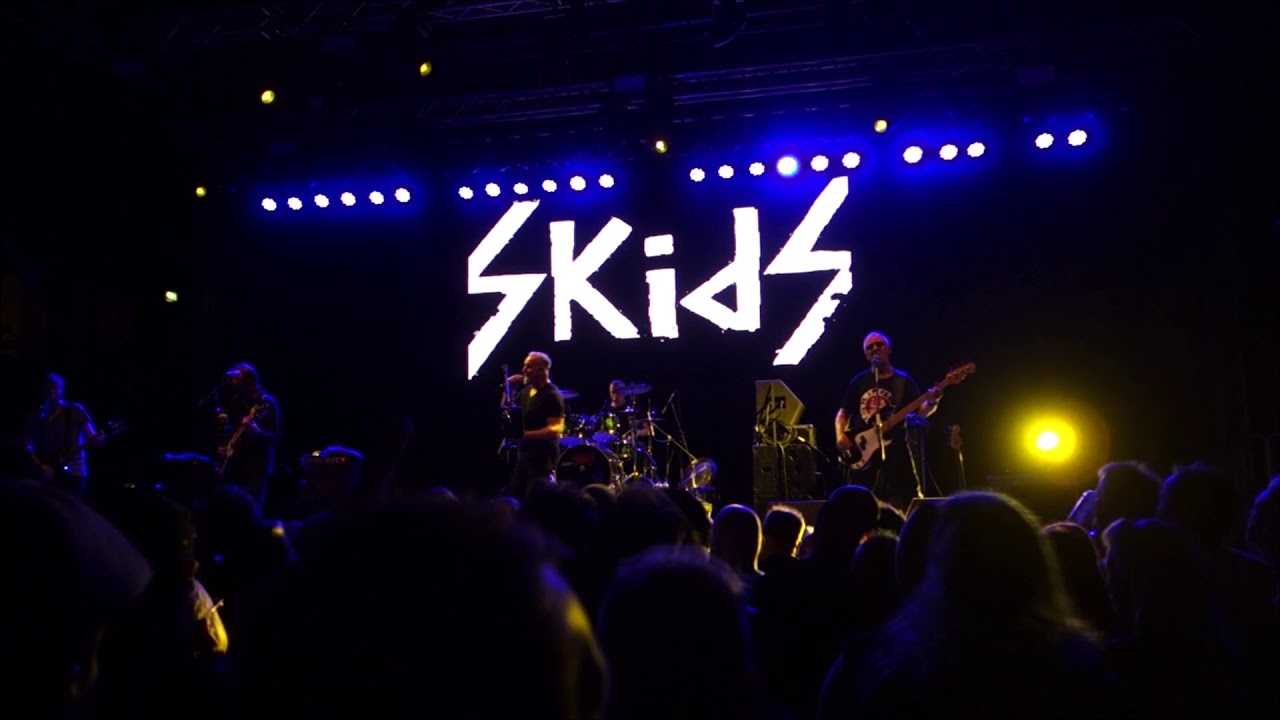 Skids - Masquerade (Live at Rebellion 2017) - YouTube