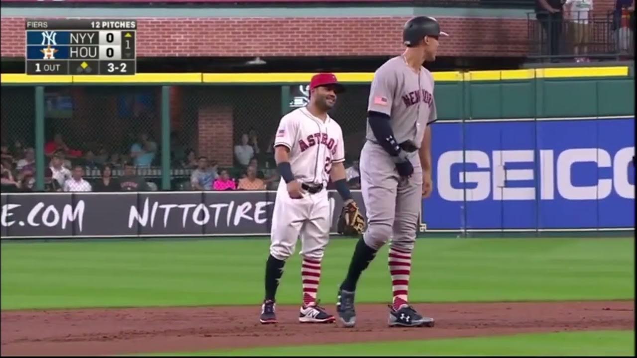 Aaron Judge (6'7) vs. José Altuve (5'6") - YouTube