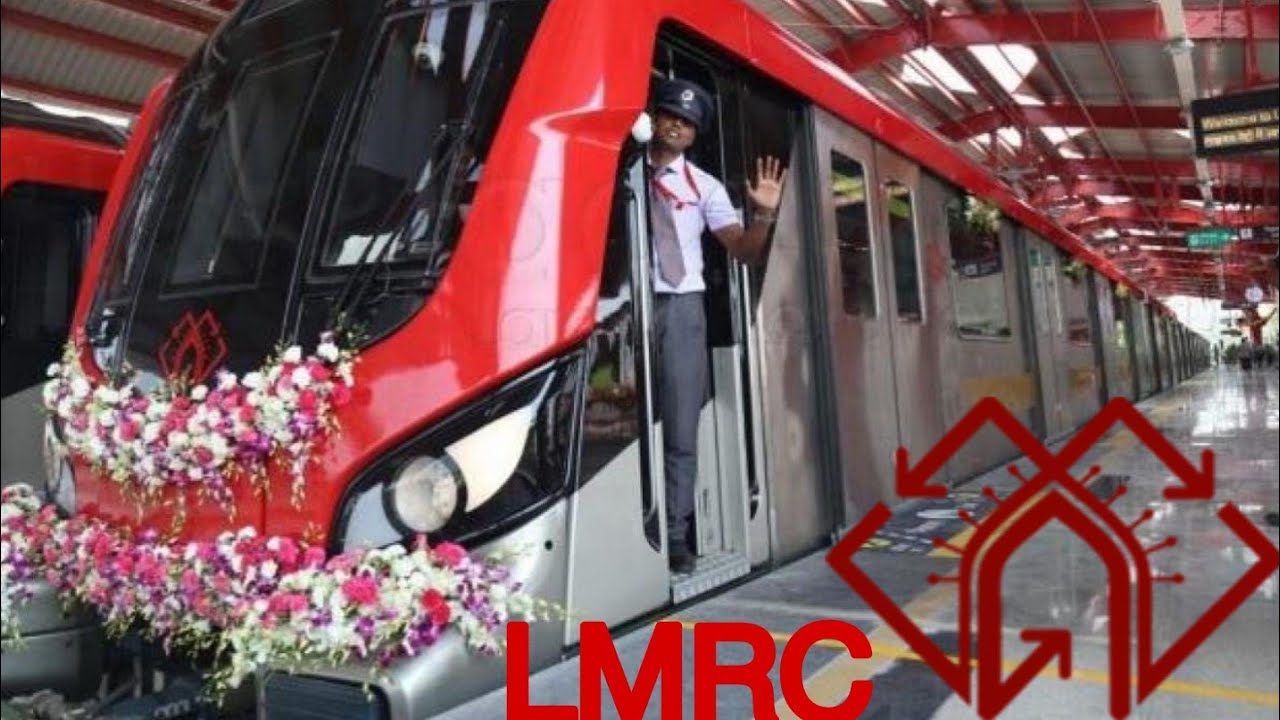 Lucknow Metro arriving at Charbagh Metro Station.. Awesome journey ...