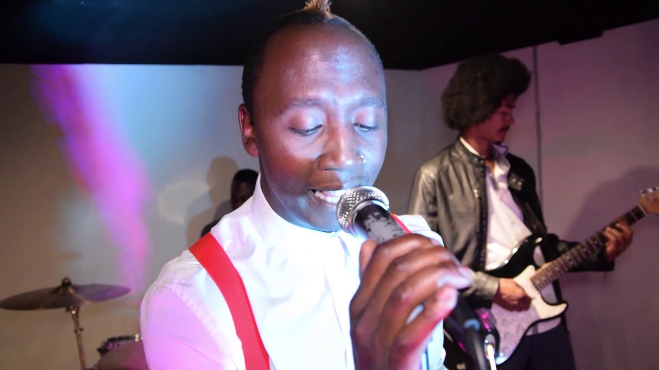 Funky Party Band - The Zee - YouTube