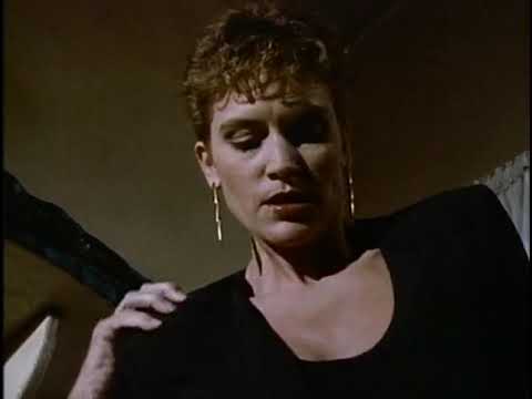 Gloved Female Killer 75