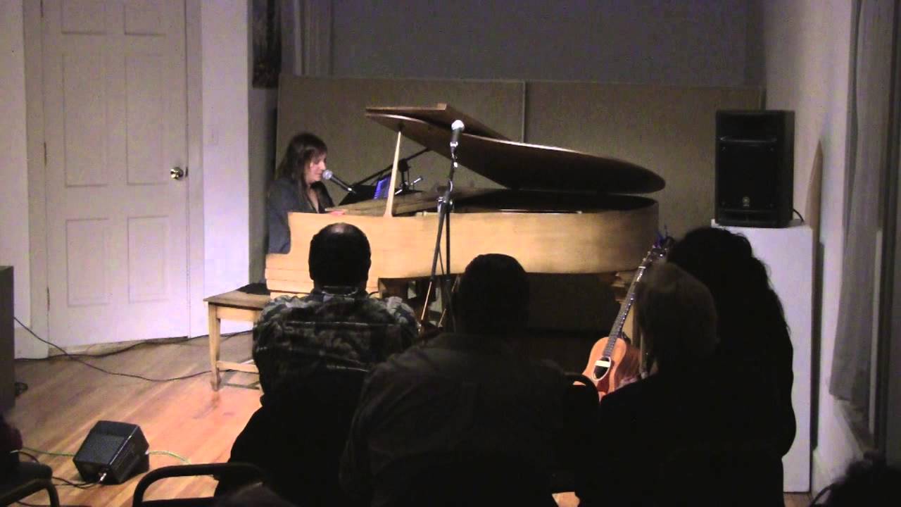 Marci Geller - Forgotten Dreams @ Riverfolk - YouTube