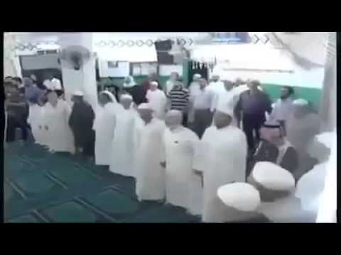 Ərəb Şeyxin Qabağında Yaltaqların Rəqsi