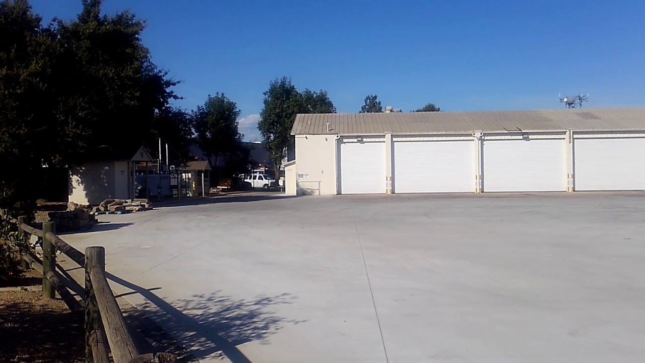 Cal Fire Dozer Transport and Tender 1641 Responding (40 Tons going Code ...