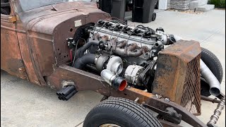 I found a crossflow aluminum head that fits the ford 200 inline-6 ...