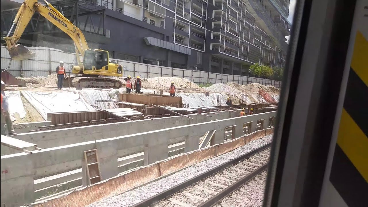 [Multiple Horn*] KTM Komuter Tanjung Malim Line | Class 92 (SCS26) Ride ...