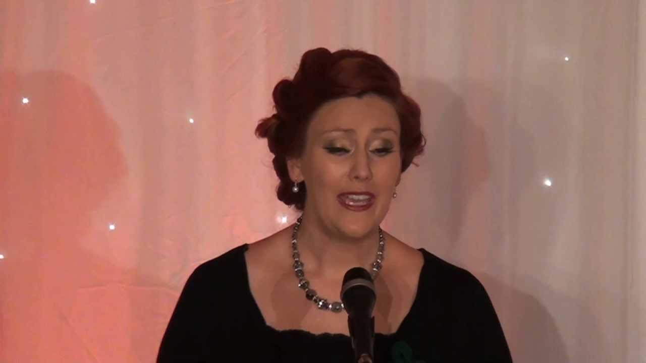 Claire O' Reilly sings ''The Isle of Innisfree" - YouTube