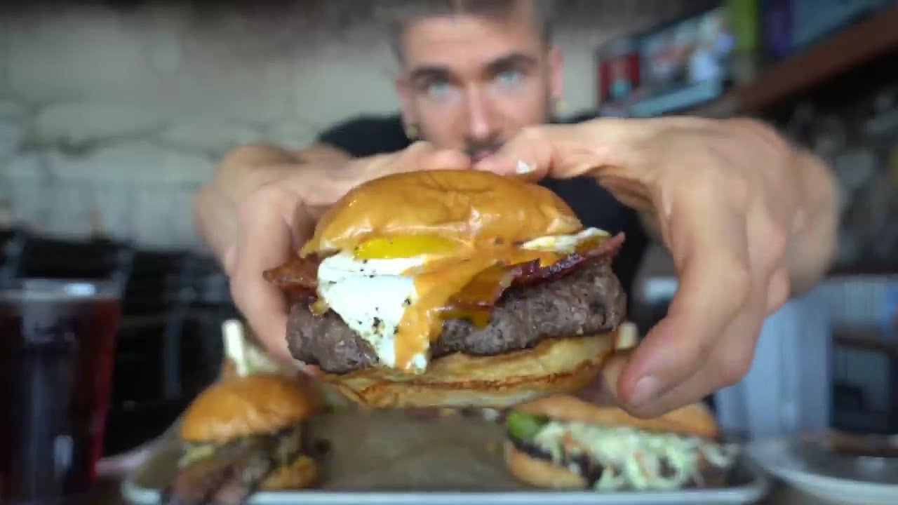 BRISKET & BURGER CHALLENGE - YouTube