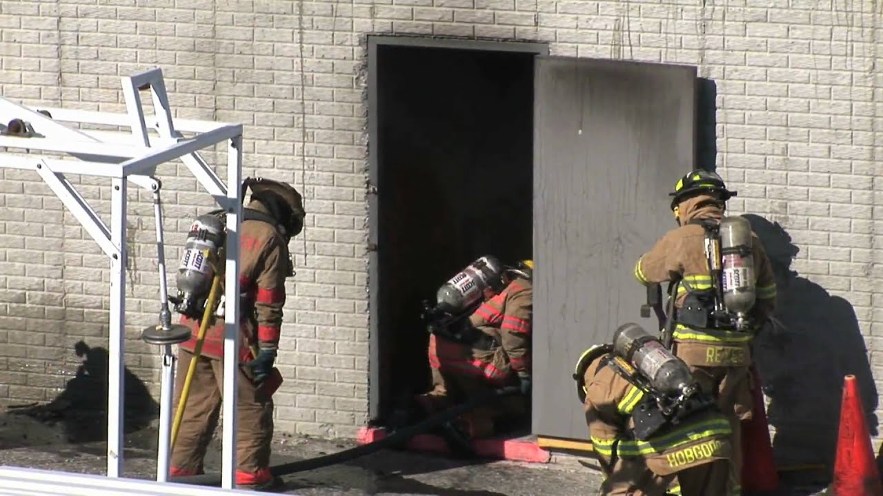 Firefighting Study: Impacts of Crew Sizes and Arrival Times - YouTube