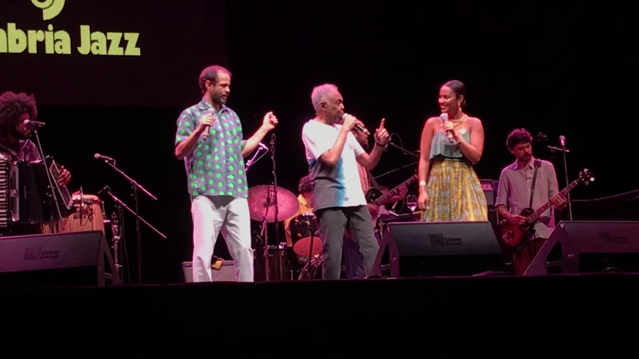 Gilberto Gil, Mayra Andrade e Moreno Veloso - Sandra - YouTube