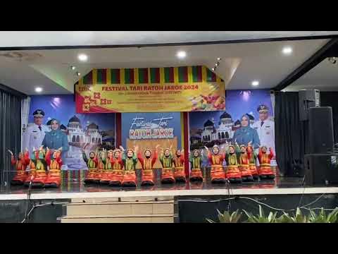 Festival Tari Ratoh Jaroe Piala Gubenur Aceh Juara 1 SMP 19 Jakarta - YouTube