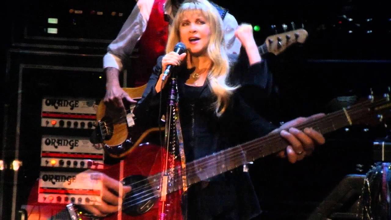 Fleetwood Mac Gypsy - YouTube