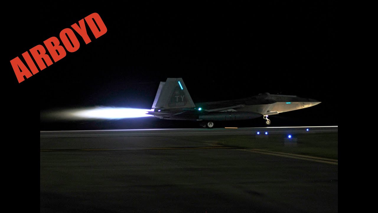 F-22 Into The Night - YouTube