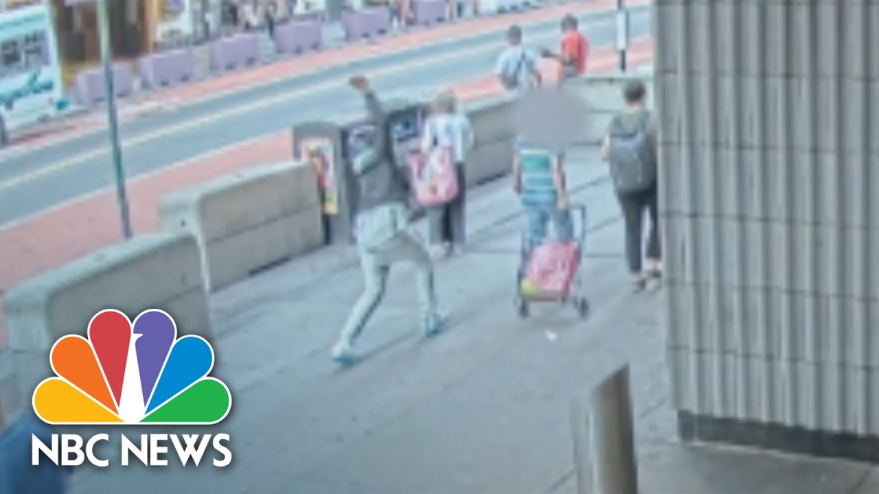 Video Shows Times Square Box Cutter Attack On Asian Woman - YouTube