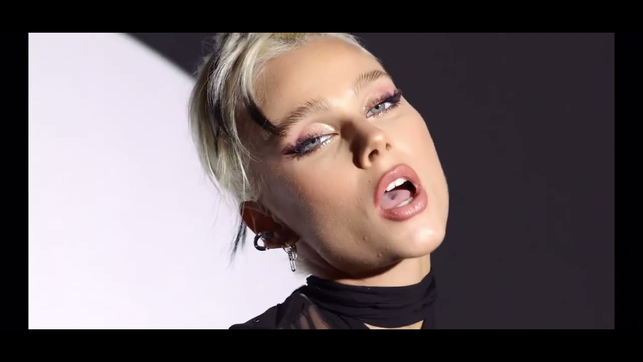 1h DALE - Valentina Zenere - YouTube