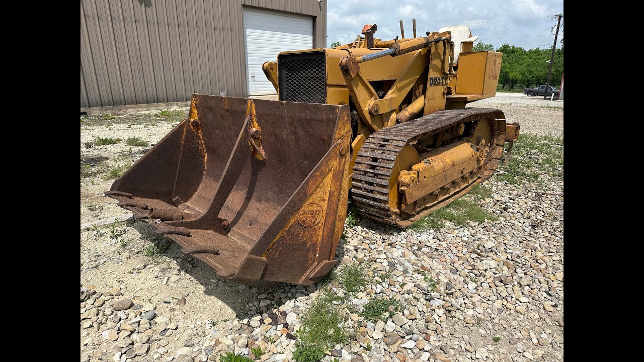 *SOLD* 1971 Massey Ferguson 200B Bulldozer - YouTube